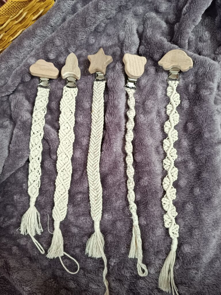 Makrame lančići za dude - Beeboo