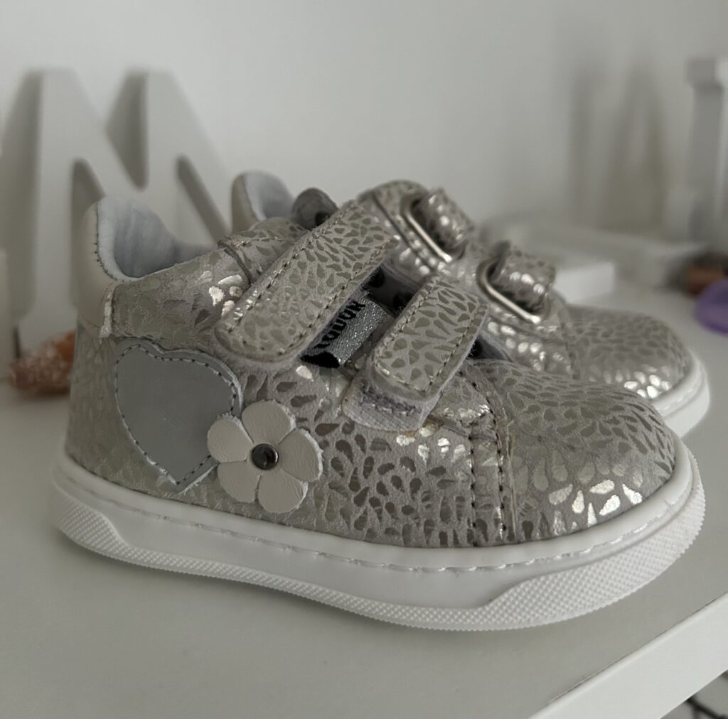 Todor patike za devojčice - Beeboo